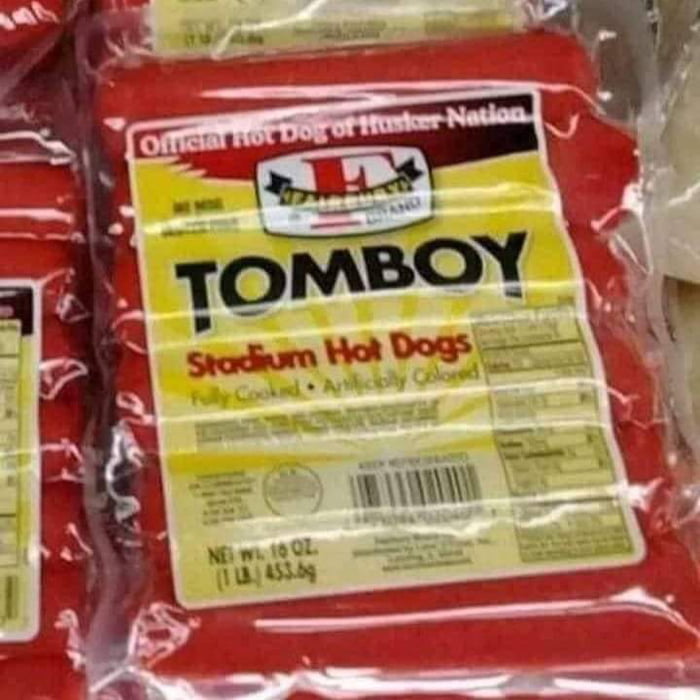 Akala ko ba walang hotdog ang tomboy - 9GAG