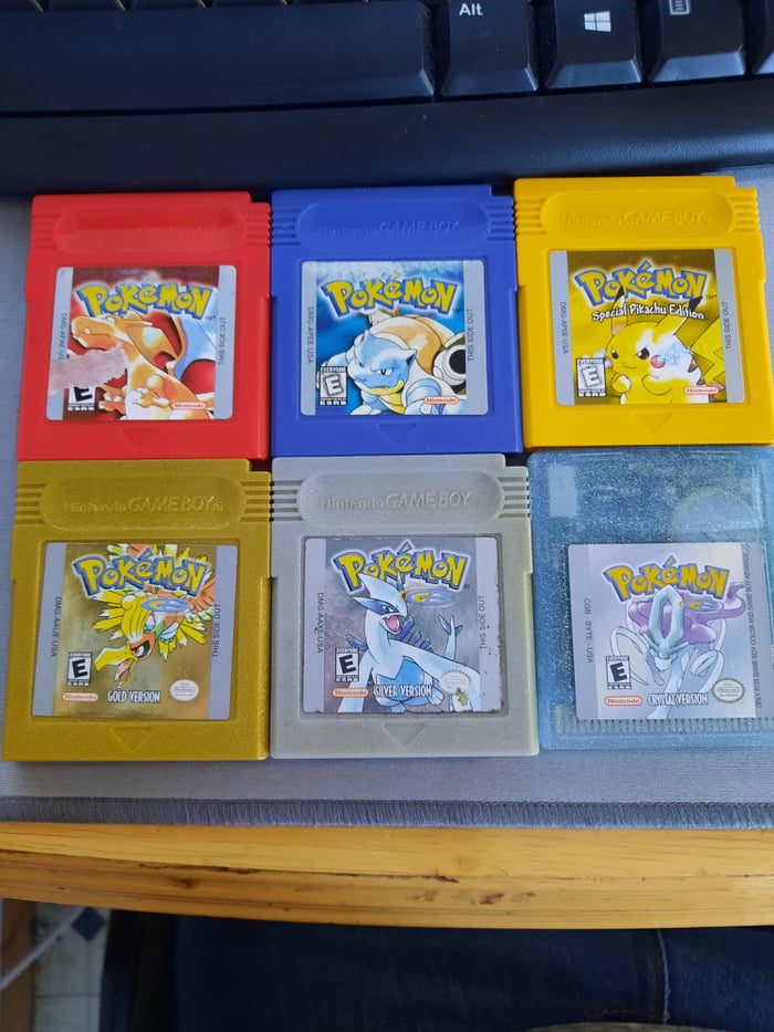 Finnaly have all the gen 1/gen 2 games - 9GAG