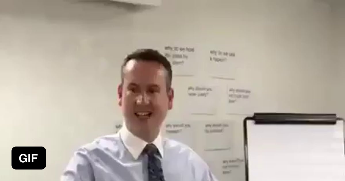 Tying A Tie Without A Neck 9GAG tying-a-tie-without-a-neck-9gag