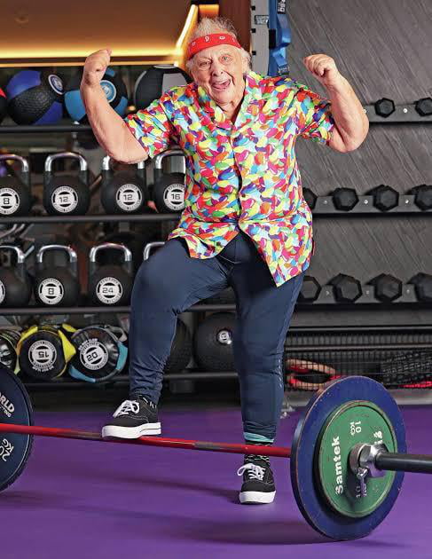 ‘World’s strongest granny’ - Heather Maddern became the first woman in ...