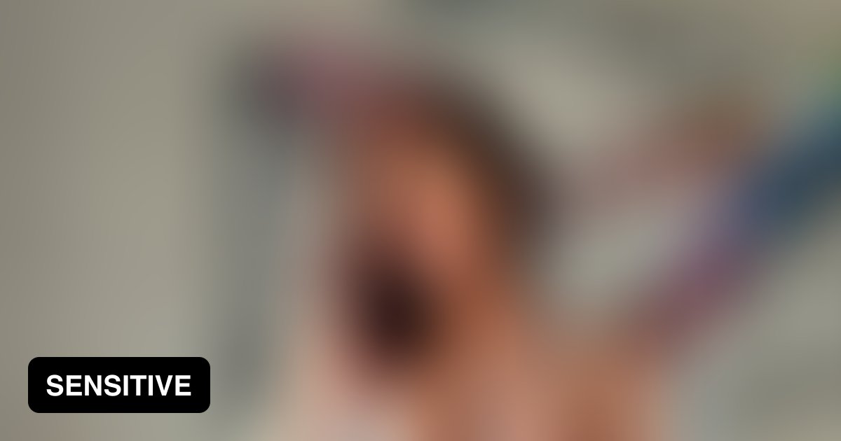 Elizabeth Monarch - 9GAG