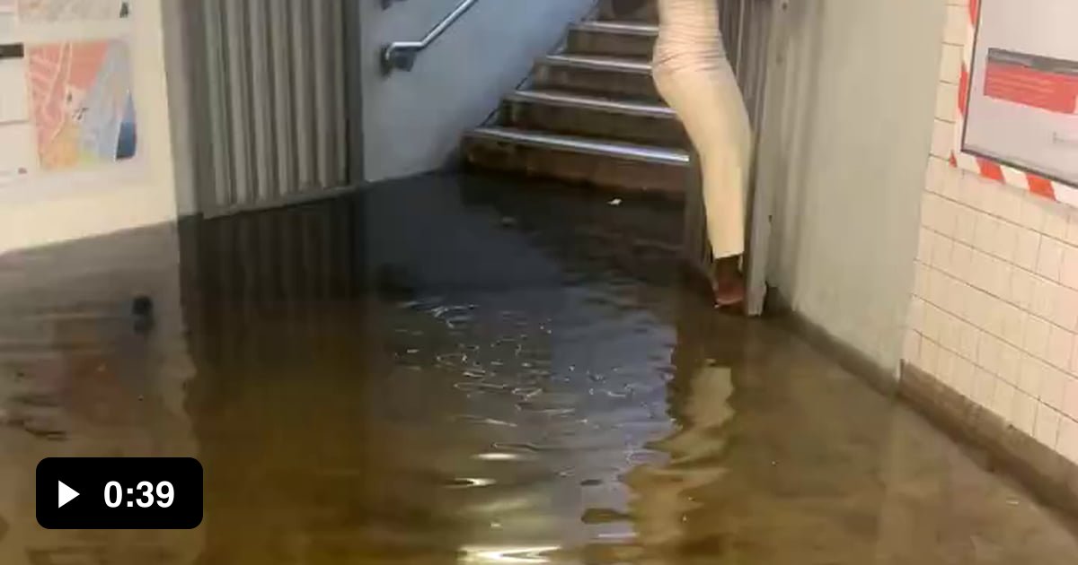 This woman is now wet - 9GAG