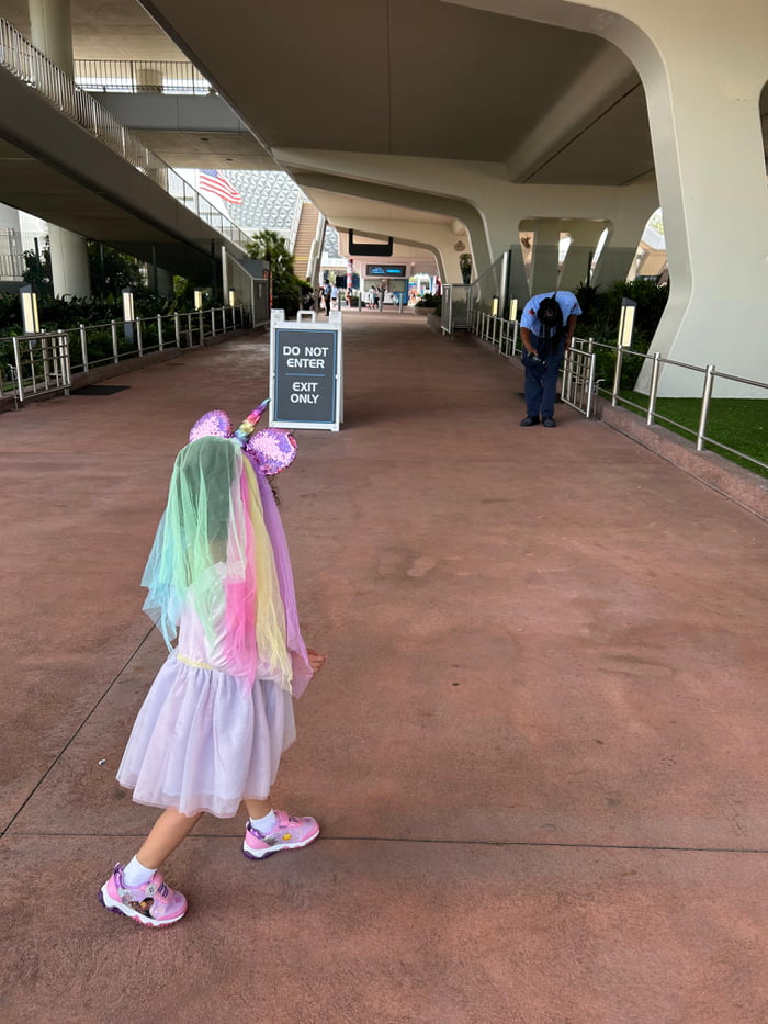 Guard at Universal does a reverence to my daughter dressed as a ...