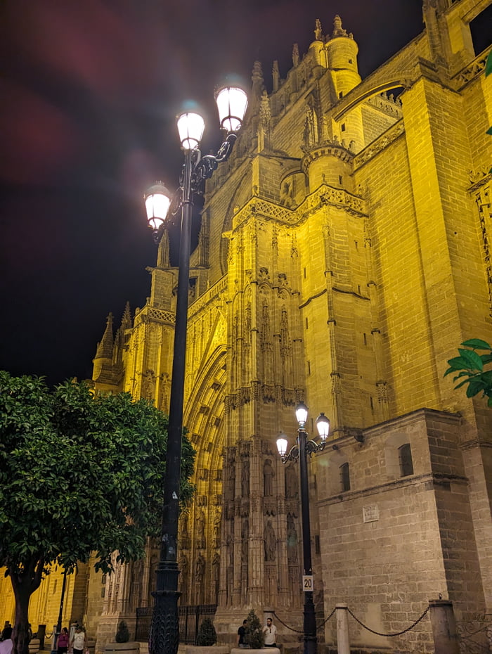 Pretty proud of this picture I took in Séville Spain - 9GAG