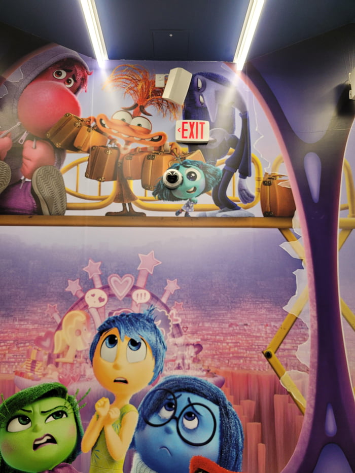 Inside Ou-oh god... - 9GAG