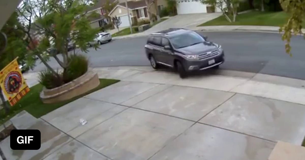 Parking is hard - 9GAG