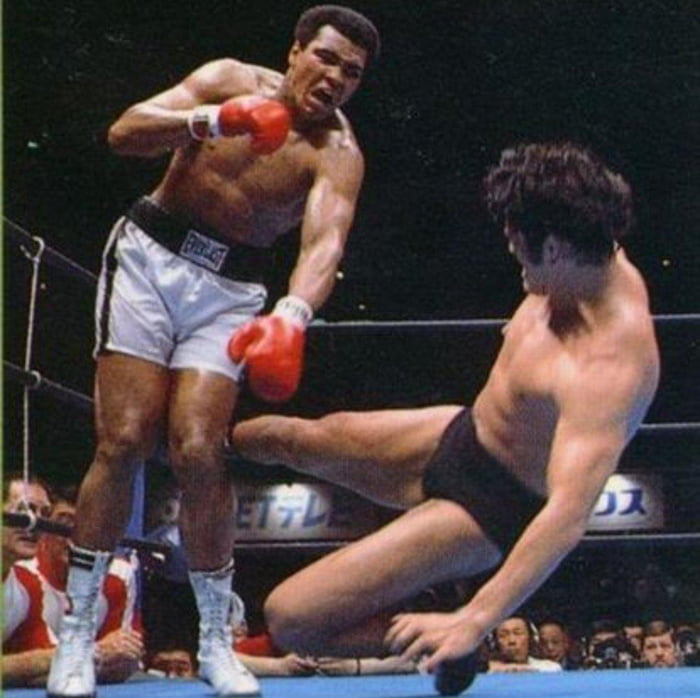 44 years ago today, at Nippon Budokan in Tokyo, Japan, Muhammad Ali and ...