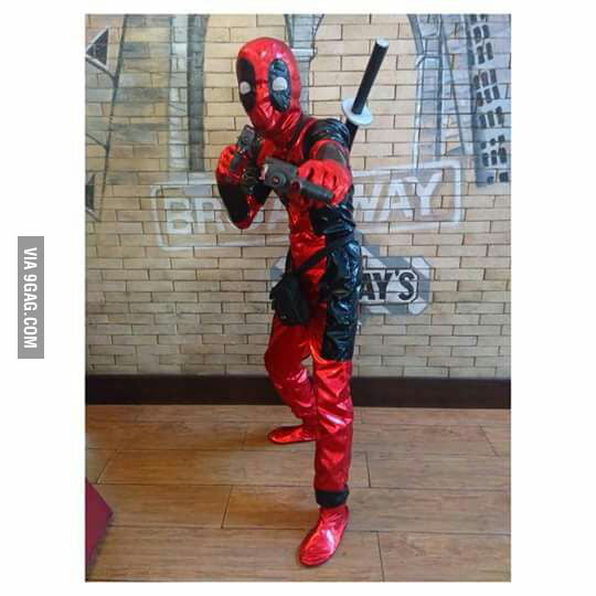 So Deadpool is working at TGI Fridays. - 9GAG