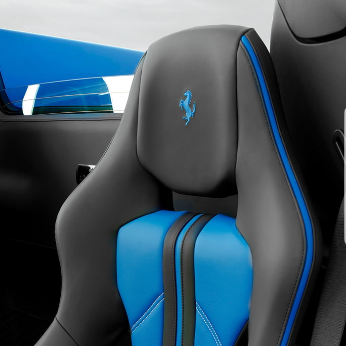 Unpopular opinion : Ferrari should sell gaming chairs - 9GAG