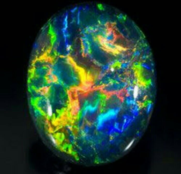 Australian black opal, It's the best opal in the world - 9GAG