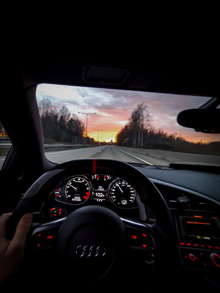 Ahh, R8 and sunset. - 9GAG