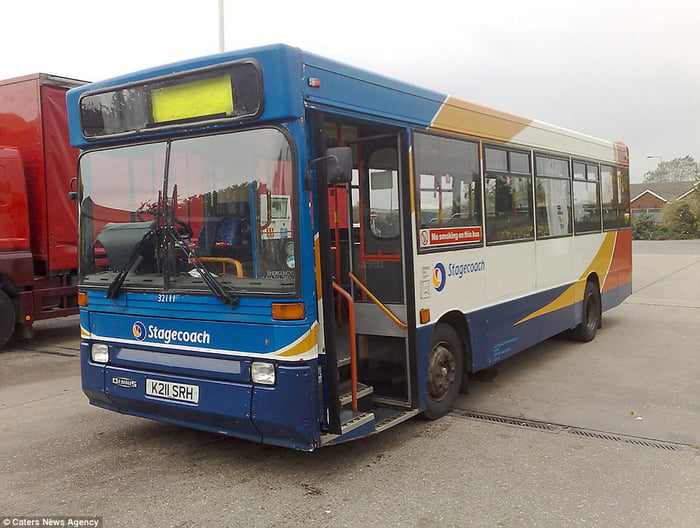 Why are most buses flat faced when cars aren’t? - 9GAG