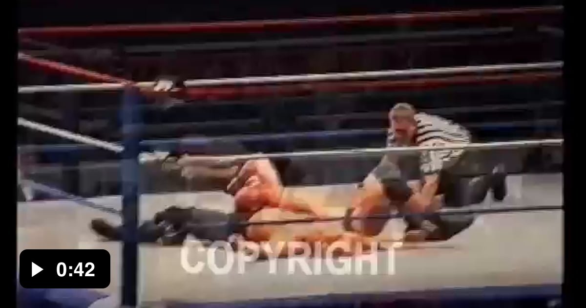 Fan decided to attack a WWE wrestler. Bad decision - 9GAG