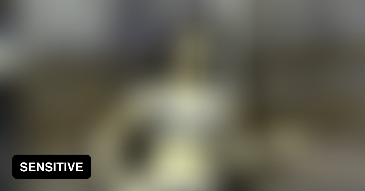 Linda Harrison 1985 - 9GAG