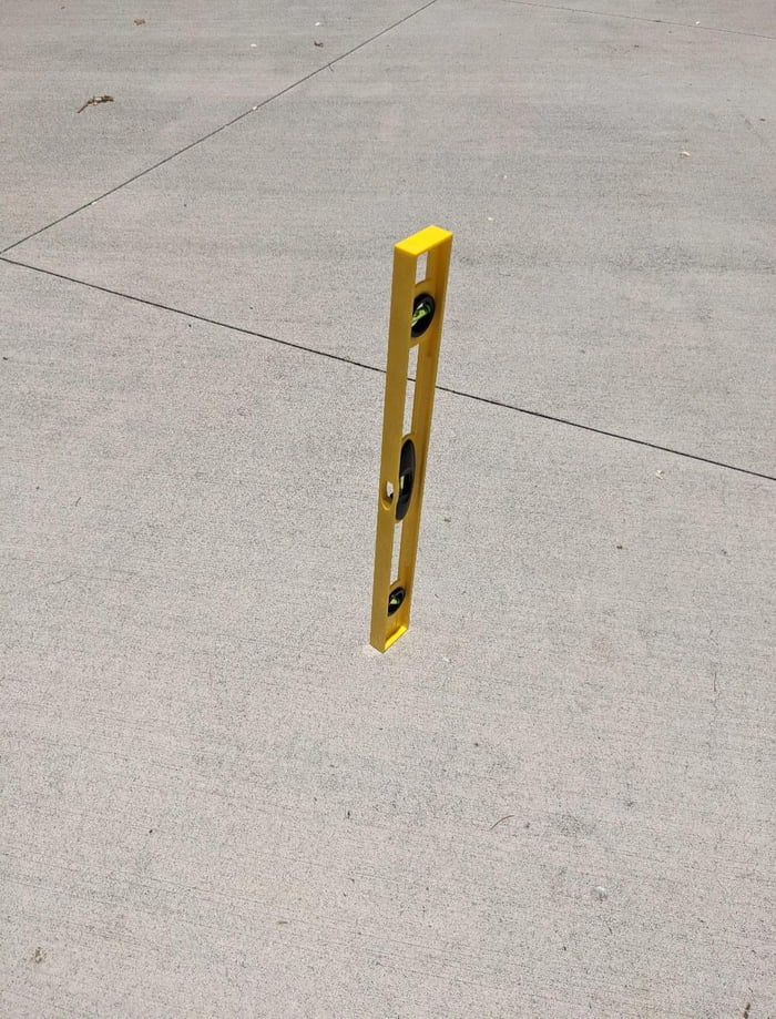 Lahaina Noon. Twice a year, no shadow is cast at noon, between the ...