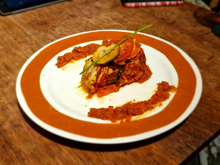 Confit Biyaldi - 9GAG