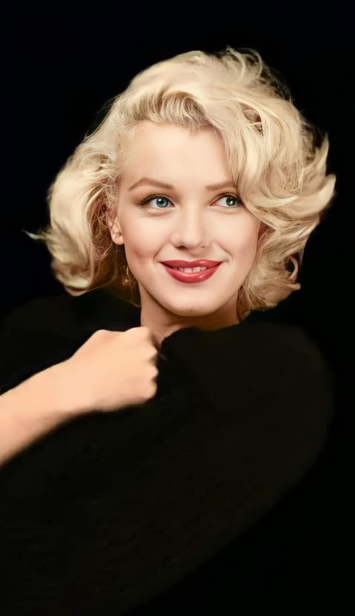 Marilyn Monroe 1953 - 9GAG