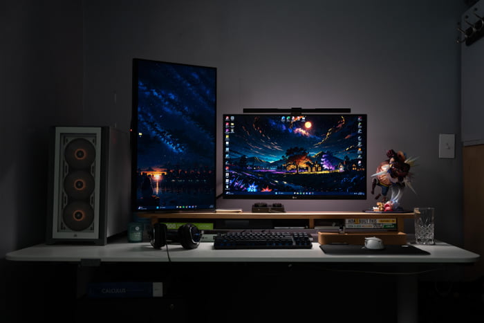 Work from home/gaming set-up - 9GAG