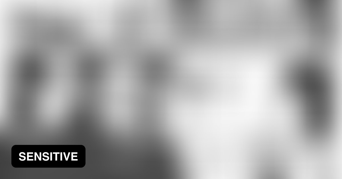 Mutsu and Teeny Tiny Admiral - 9GAG