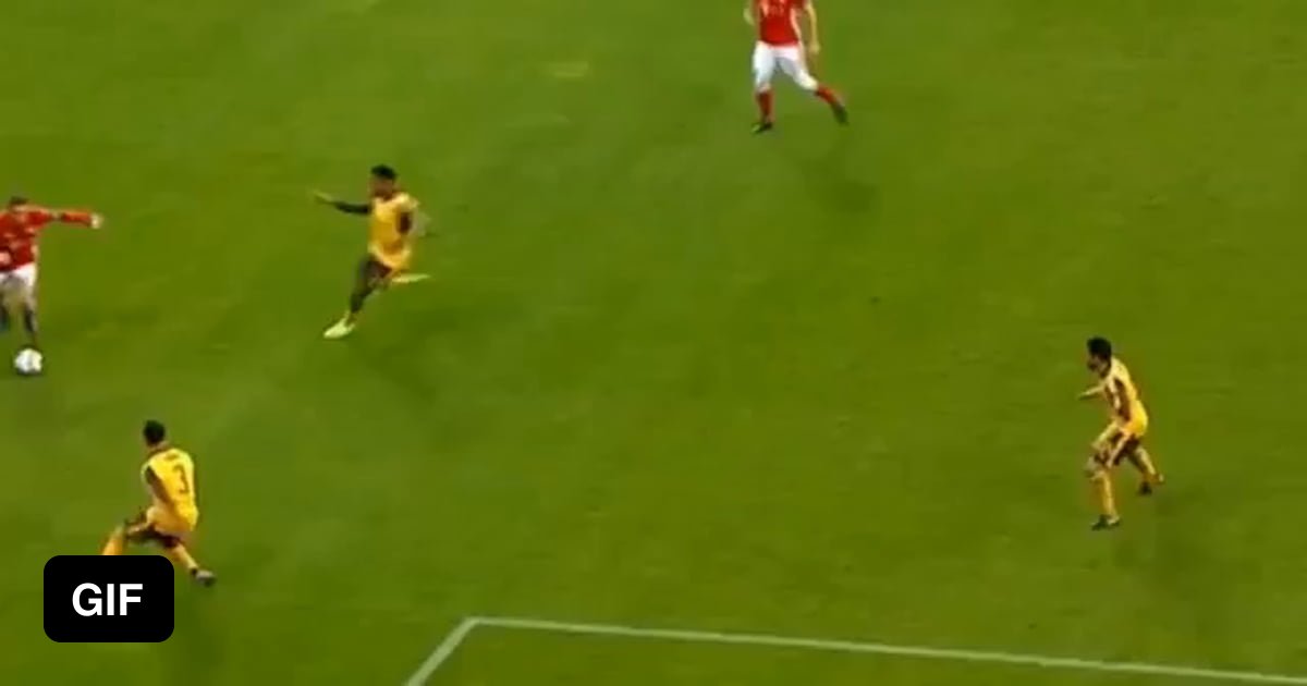 Who can stop Arjen Robben? - 9GAG