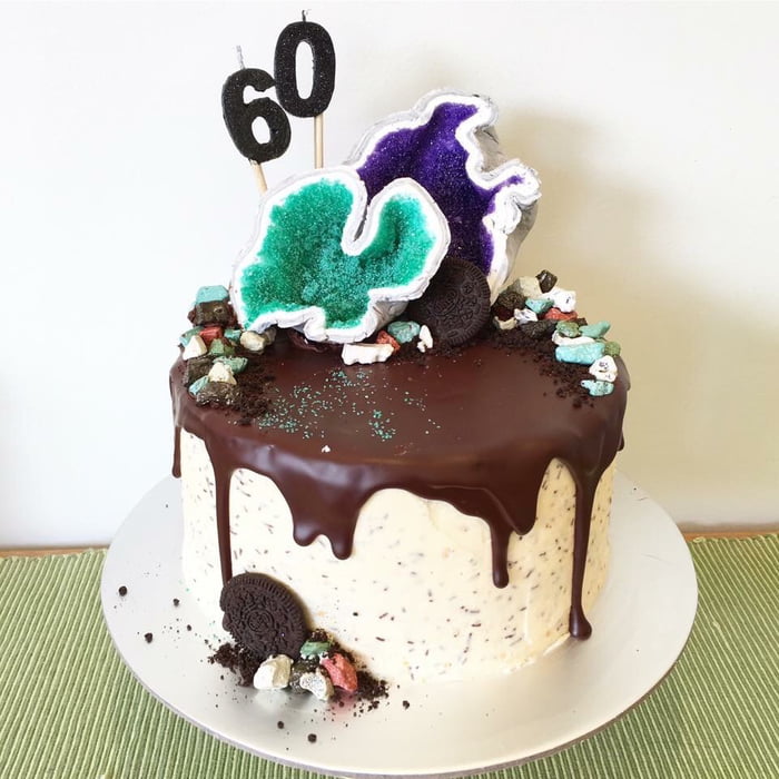 Edible Geode Cake for geologist fathers birthday! - 9GAG
