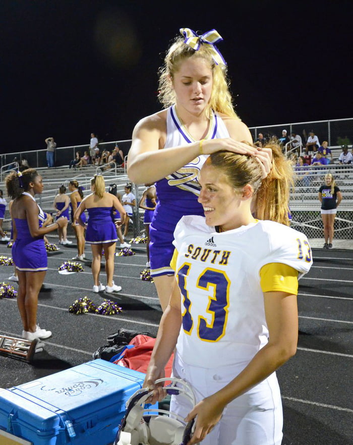 Florida South Plantation High School quarterback Erin DiMeglio with ...