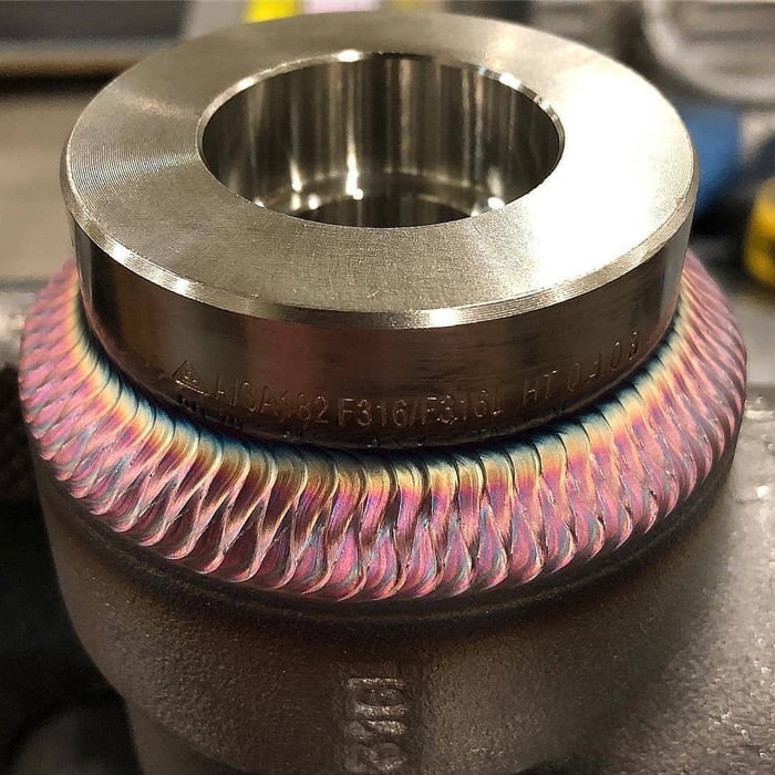 The most perfect weld I've ever seen - 9GAG