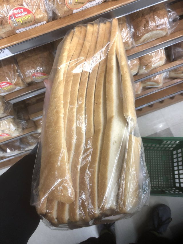 Cut up the bread, Boss! - 9GAG