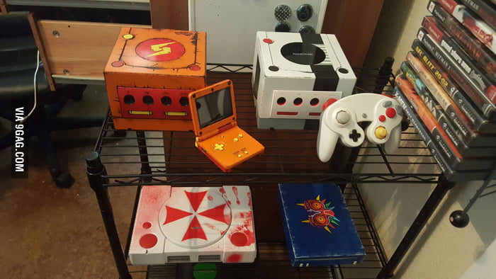 Some custom game consoles I painted - 9GAG