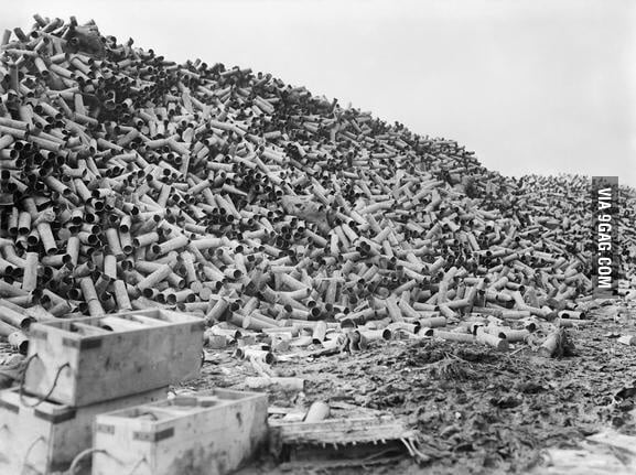 Mountain of fired artillery shell casings - Battle of the Somme - 1916 ...