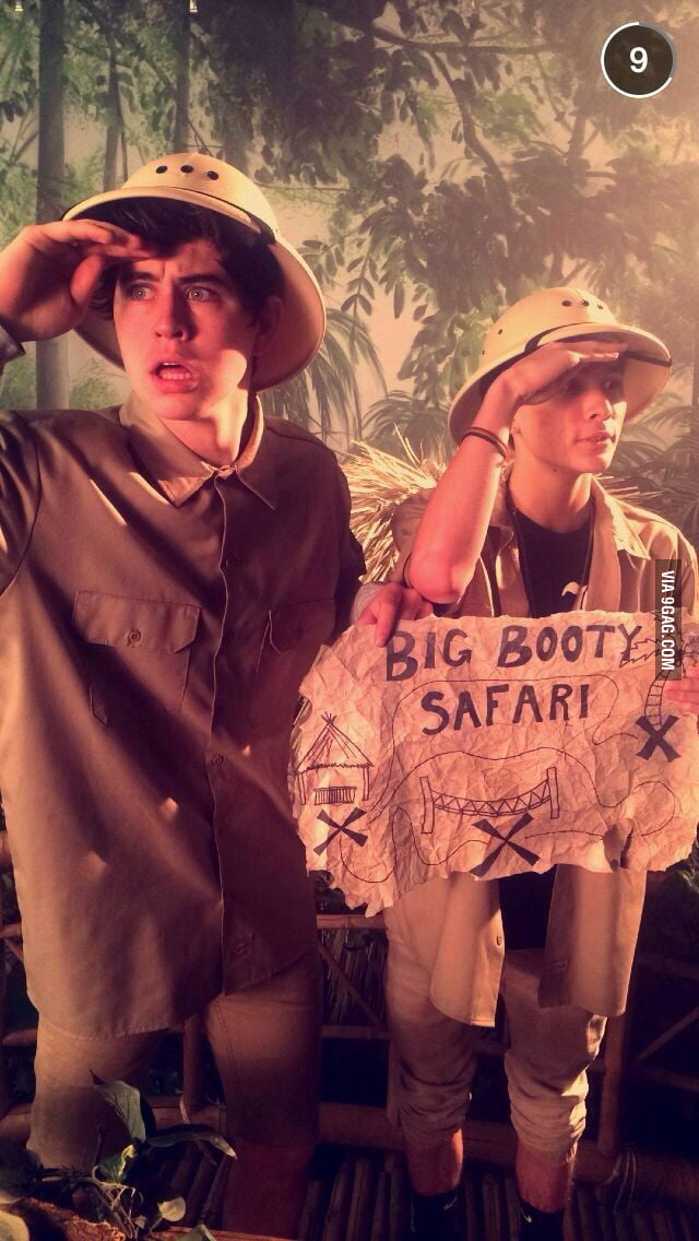 Big booty safari - 9GAG