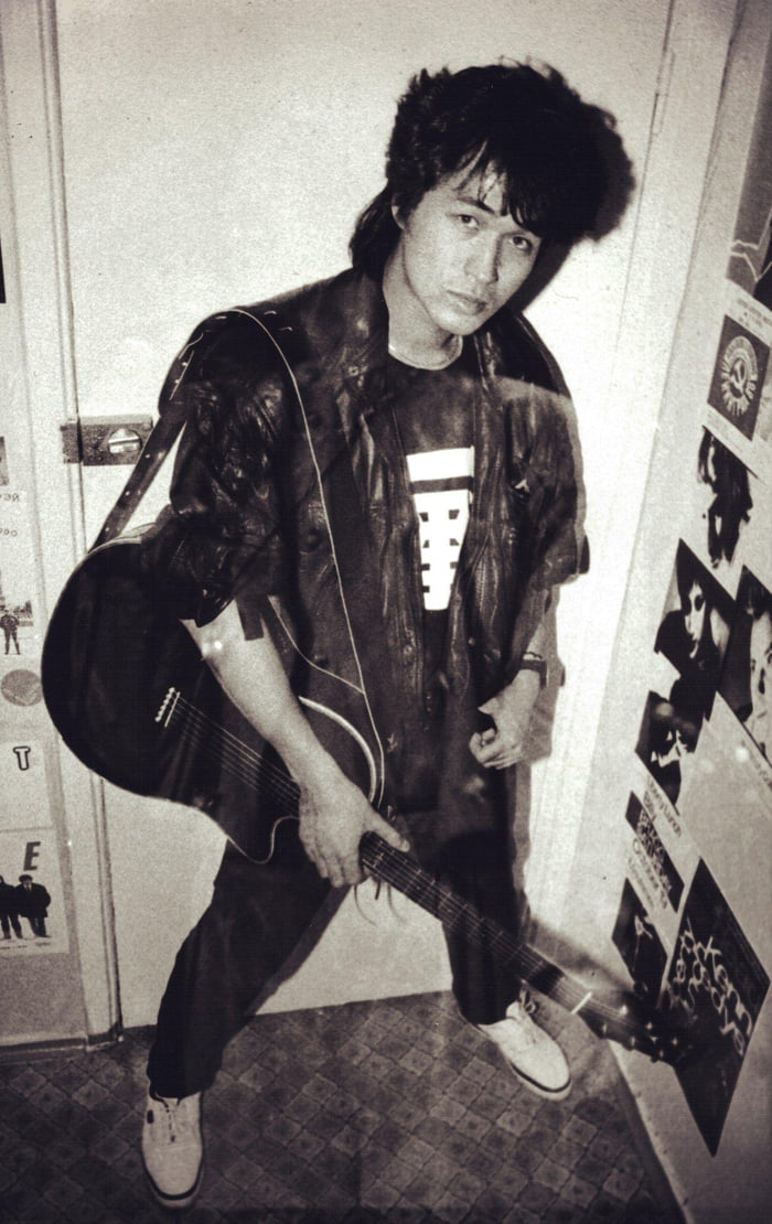 Soviet rock singer of Korean descent, and leader and songwriter of the ...