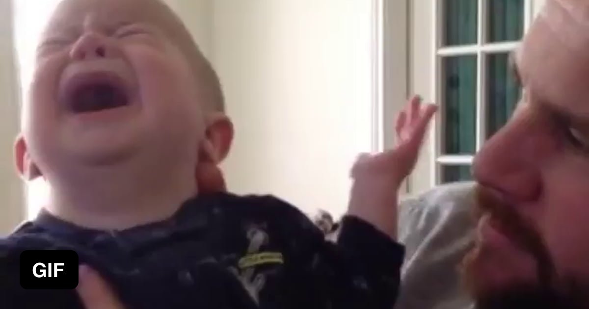 How does daddy calm down his blind-deaf son? - 9GAG