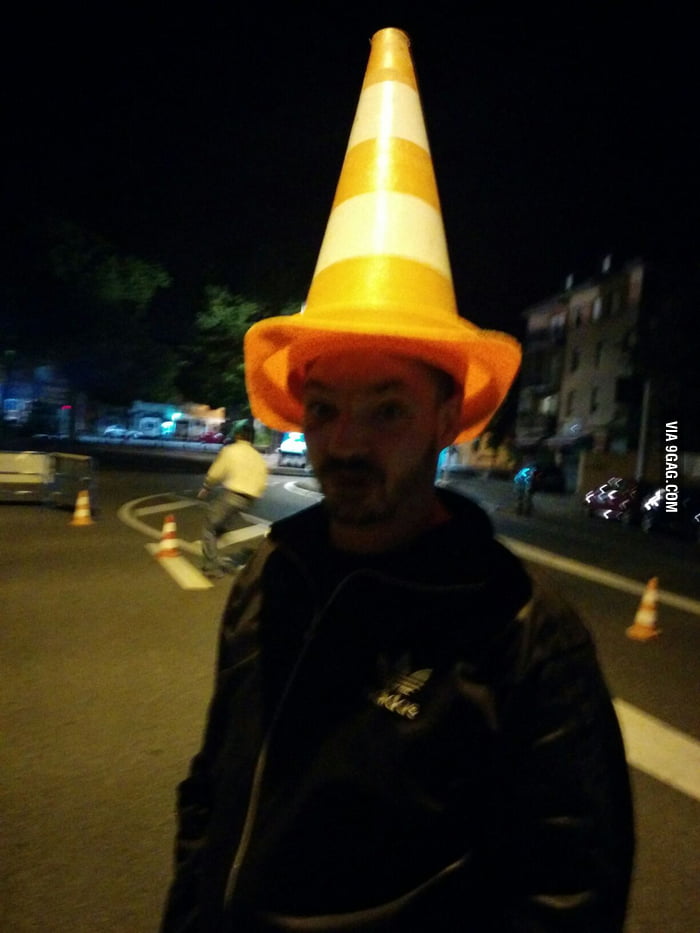 Free VLC cosplay for everyone ! - 9GAG