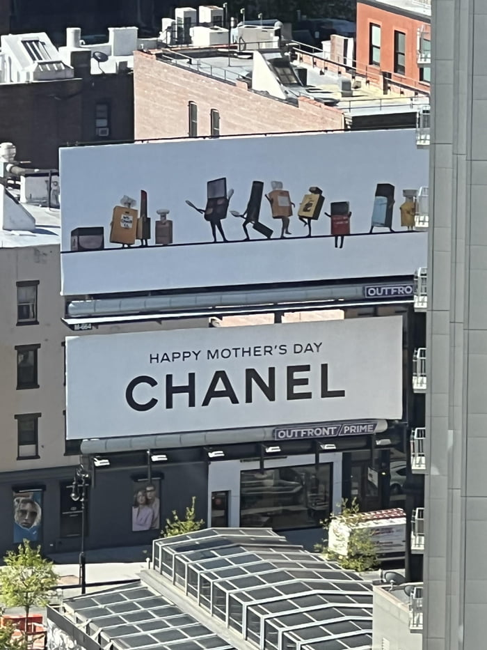 Huh didn't know CHANEL is a mom - 9GAG