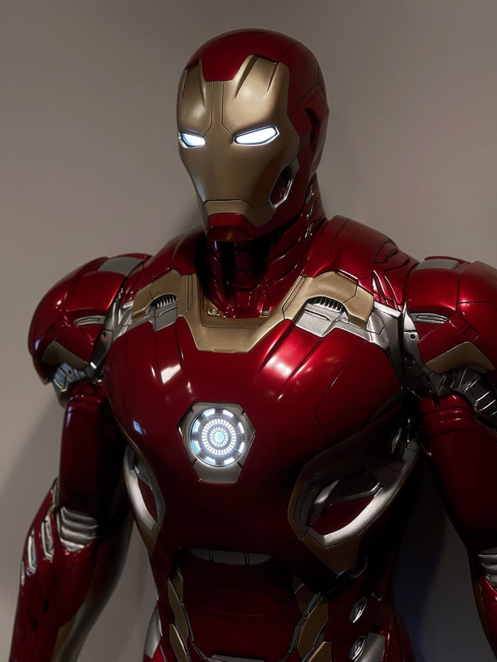 Mark 43 Replica - Avengers: Age of Ultron - 9GAG