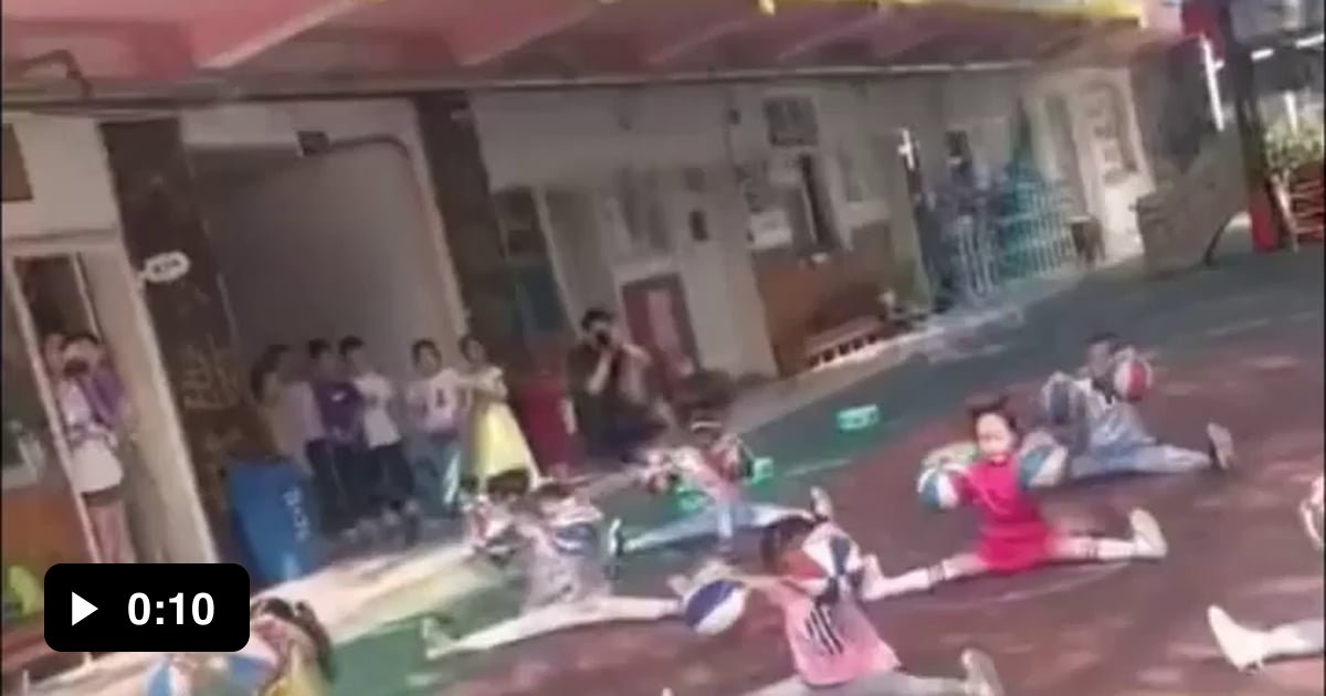 Synchronized ball bouncing - 9GAG