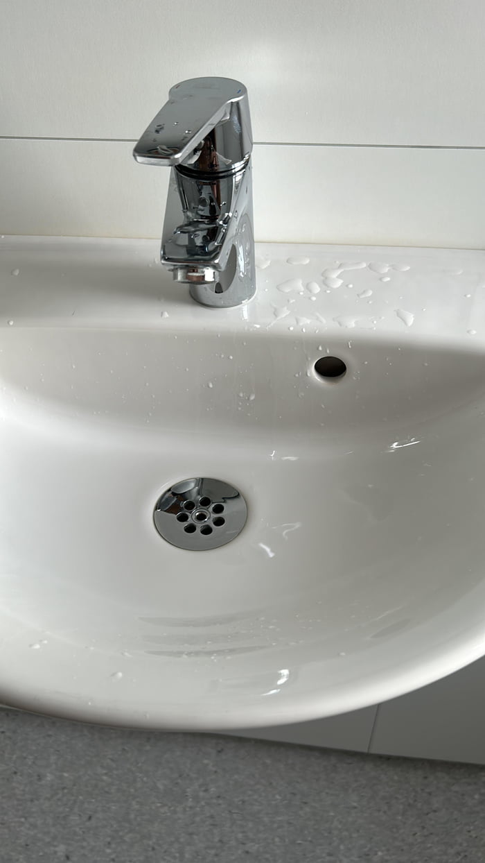 Wrong whole in sink - 9GAG