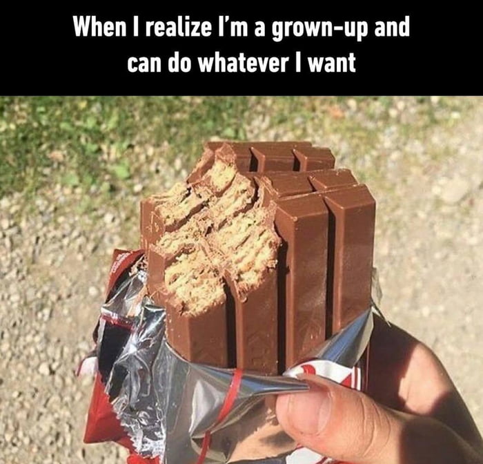 Eating a Kit Kat like a true grown-up, no breaks needed - 9GAG