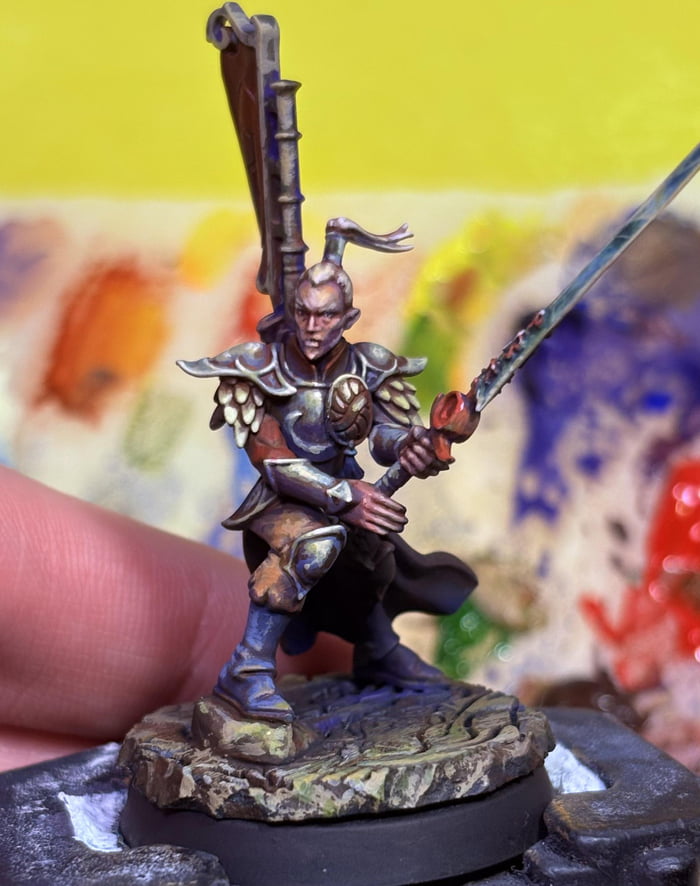 Vanari Bladelord 🗡️ - 9GAG
