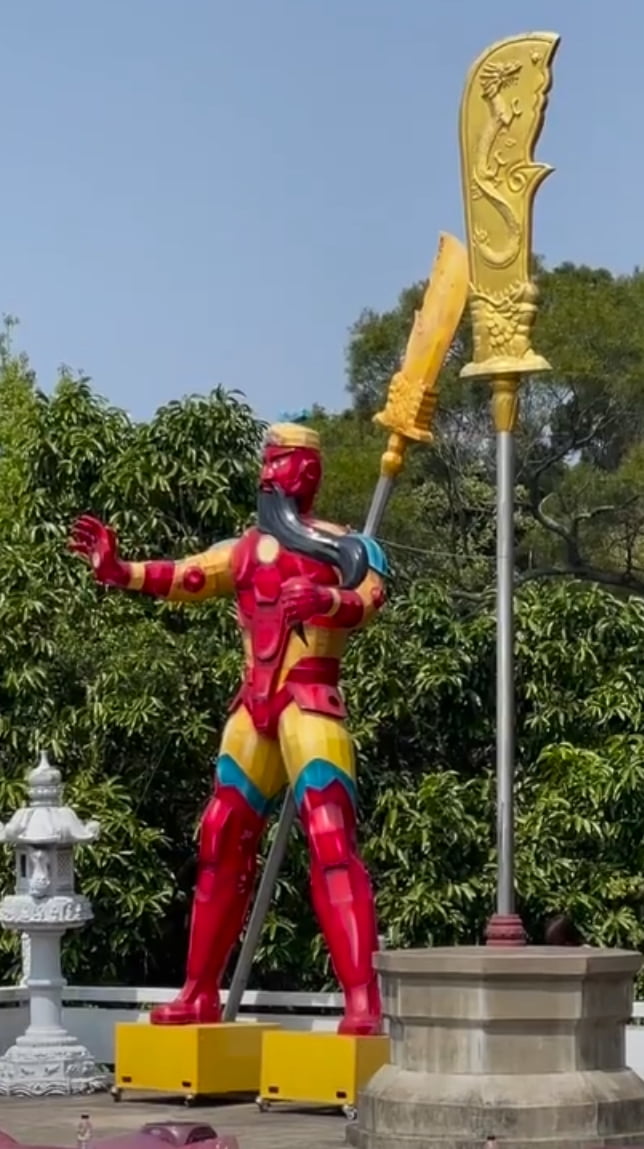 Ironguan: the crossover we never knew we needed. - 9GAG