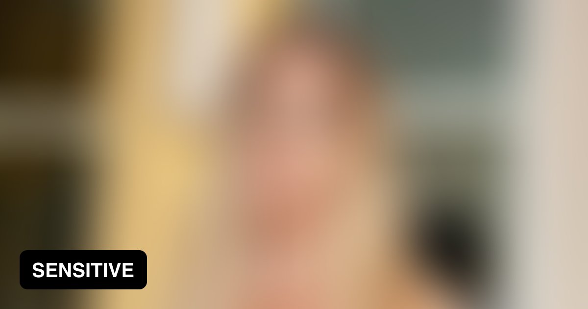 Blonde amateur Elle Jones - 9GAG