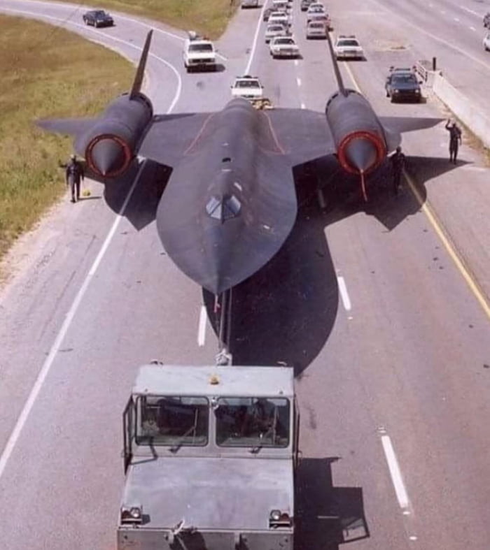 Retiring the SR-71 in 1989 after 25 years of service. - 9GAG
