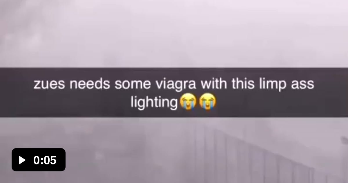 Weak ahh lighting 🤣 - 9GAG