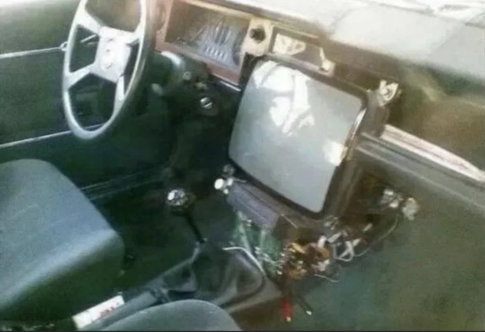 Wtf in traffic.. - 9GAG