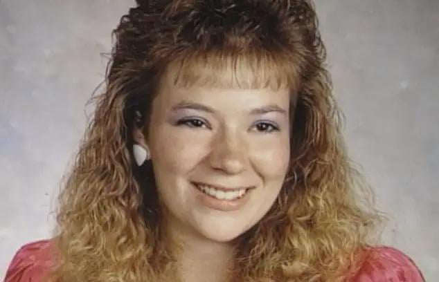 Angela Hammond, a pregnant 20-year-old, was abducted from a payphone in ...