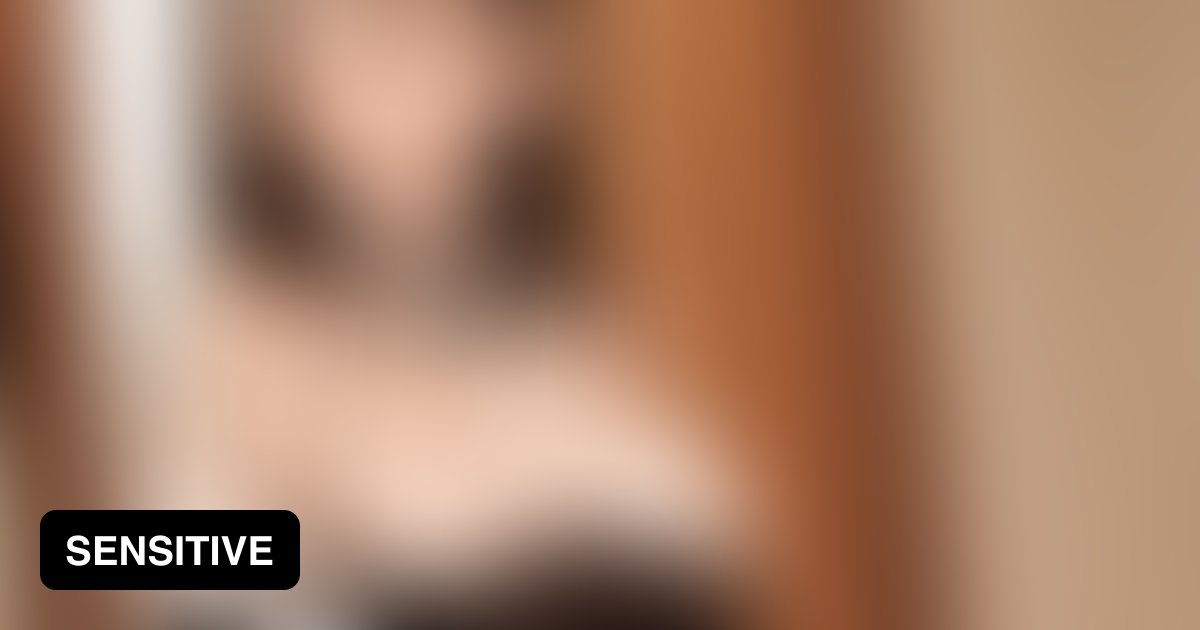 Embarrassed girl - 9GAG