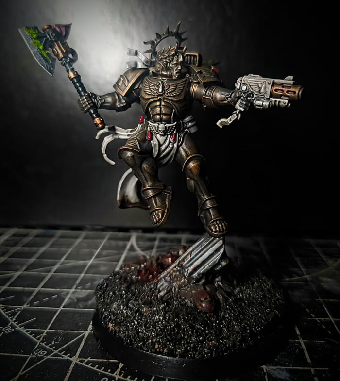 Grimdark? Commander Dante. - 9GAG