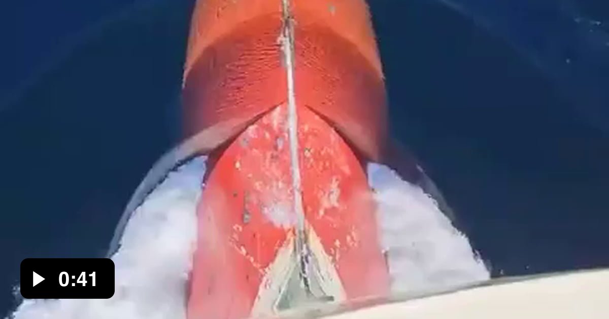 Cargo icebreaker ship POV - 9GAG