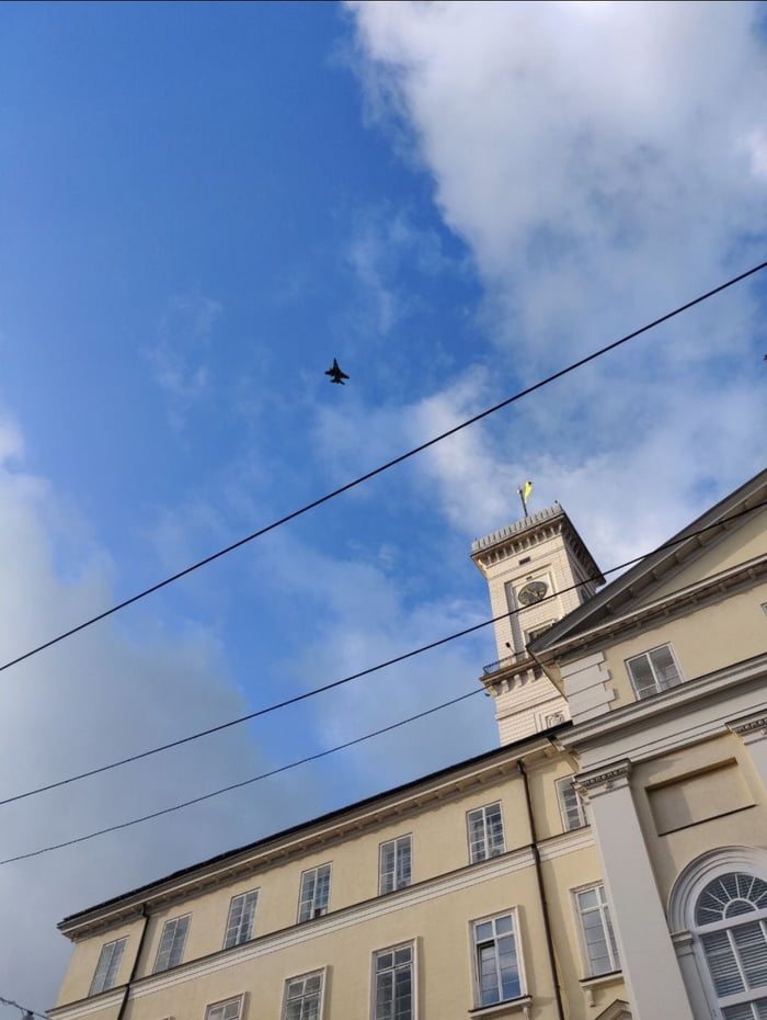 F16 in Lviv, LFG! - 9GAG